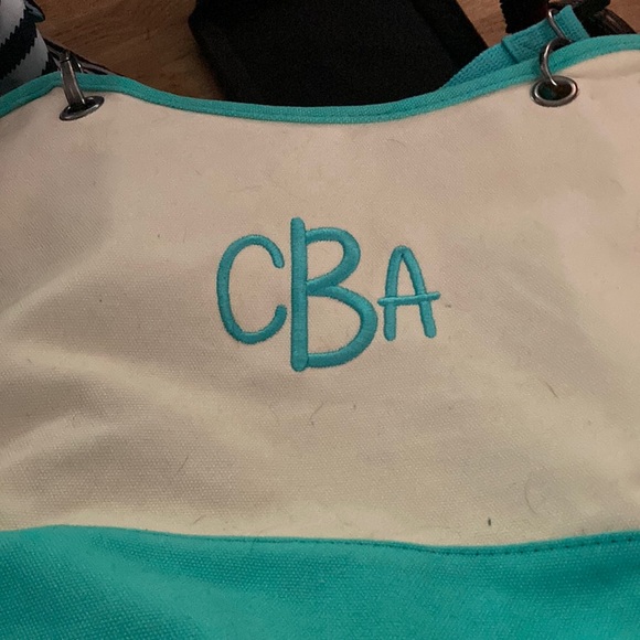 thirty-one | Bags | Canvas Crew Carry All By 3 Embroidered With ...